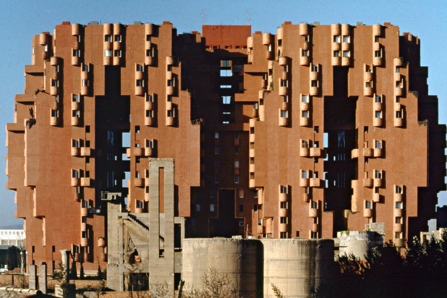 Ricardo Bofill à Barcelone : L'héritage architectural d'une icône ...